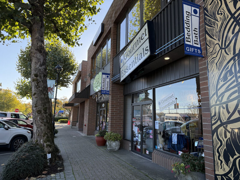 1000 Shoppers Row | Sitings Realty Ltd.